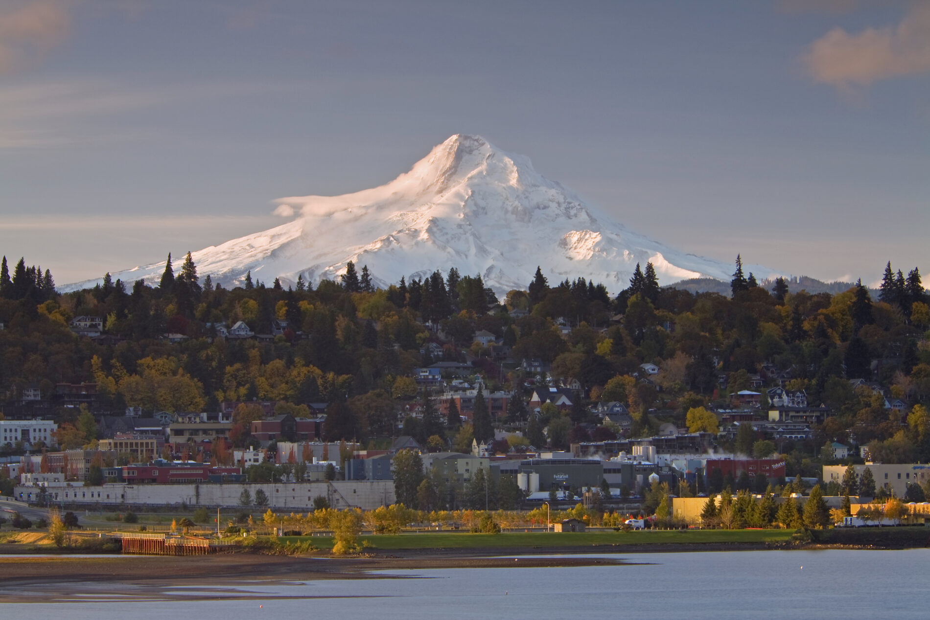 Fall Hikes - Visit Hood River