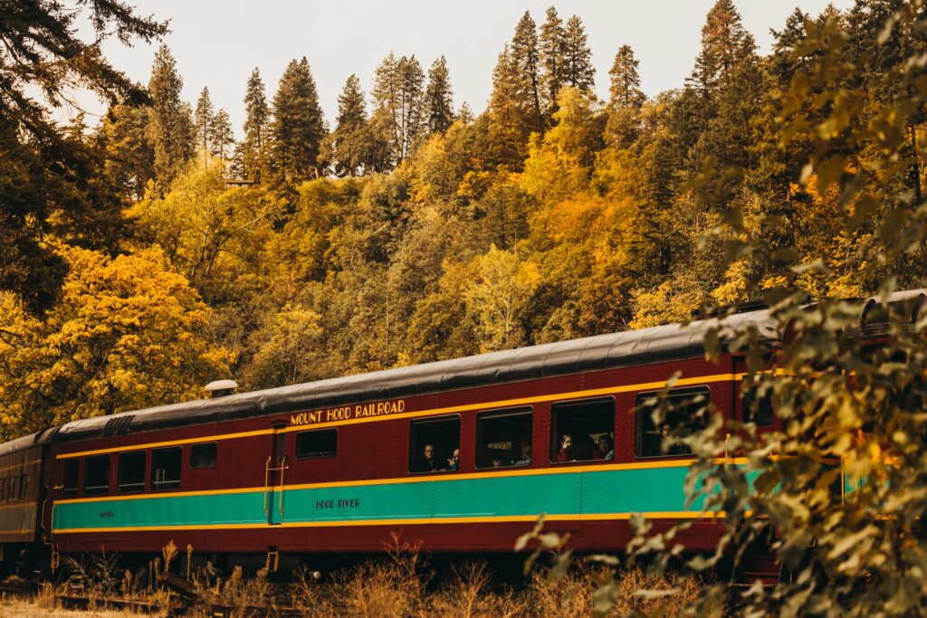 Halloween Train- Mt. Hood Railroad - 10/20/2023 - Visit Hood River